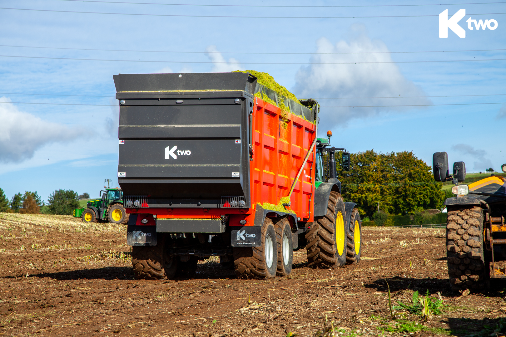 Ktwo Manure Spreaders & Trailers | Built to Last